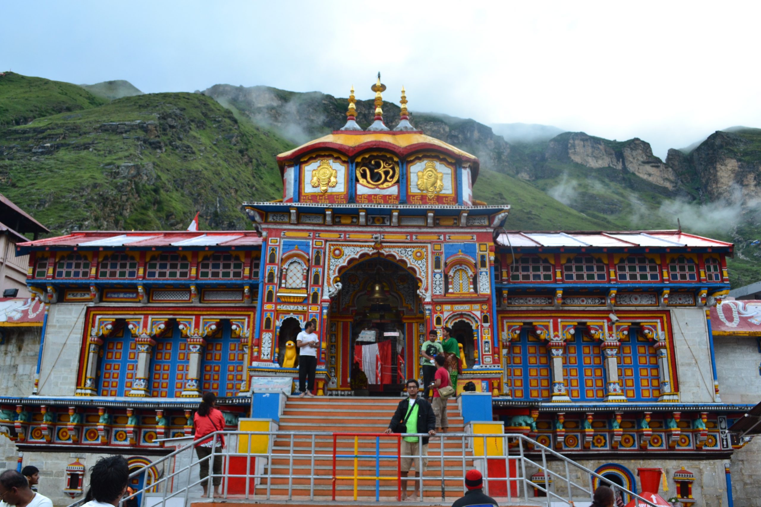 BADRINATH DHAM: SPIRITUALITY MEETS NATURE - | TheTravelShots