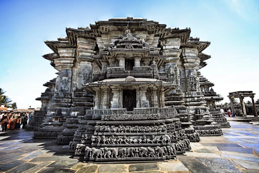 Karnataka - Top 5 Historical Places For Travellers - | TheTravelShots