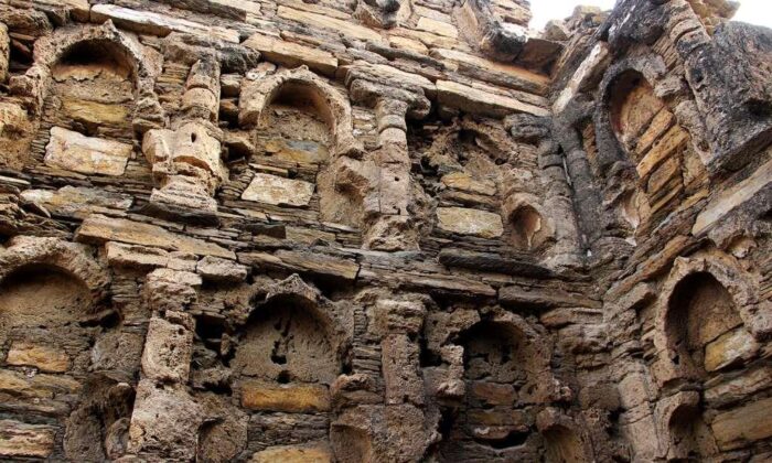 Takht-e-Bahi : The Jewel of Cultural Heritage - | TheTravelShots