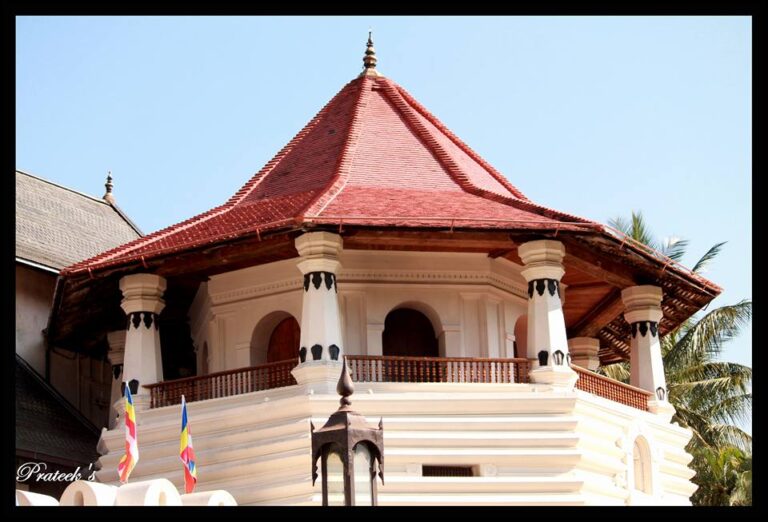 Kandy, Sri Lanka : Exploring the sacred city - | TheTravelShots