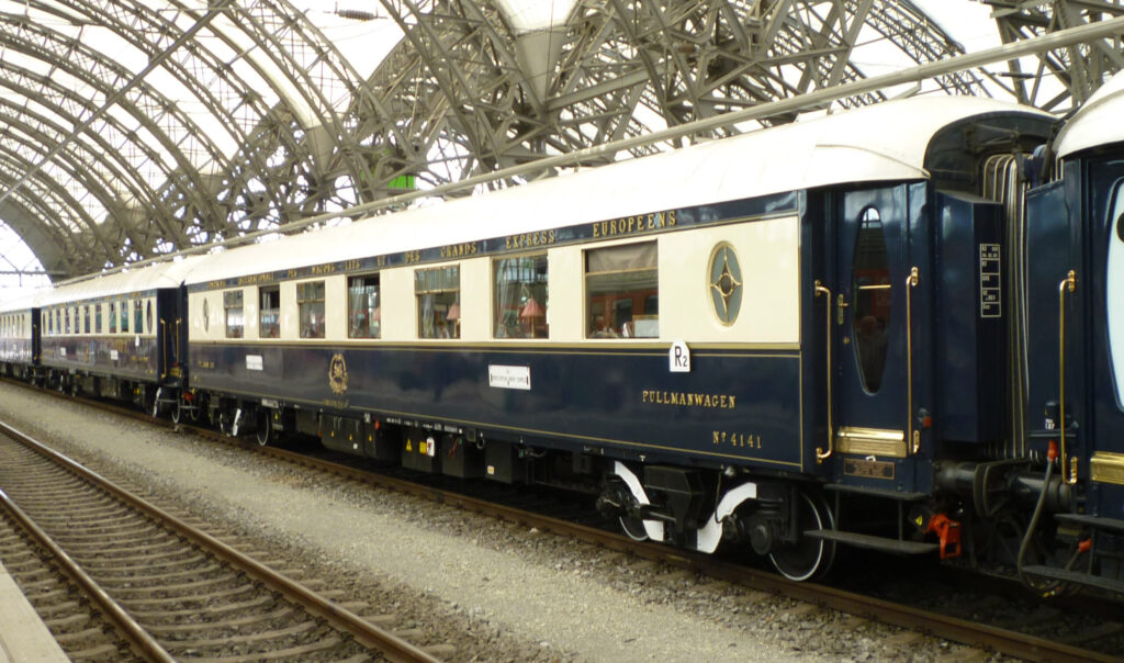 Luxurious Train Journeys - World's Top Five - | TheTravelShots