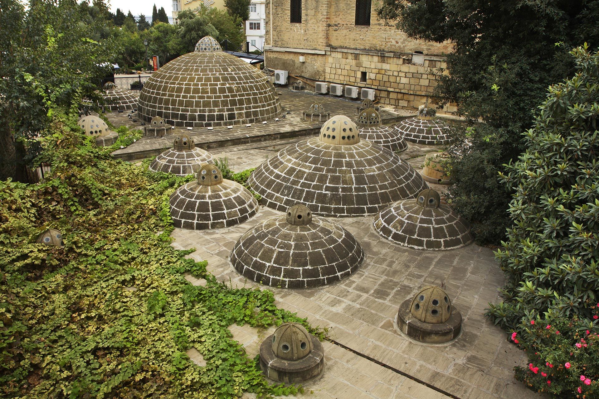 Walled City of Baku : Shirvanshah's Palace & Maiden Tower ...