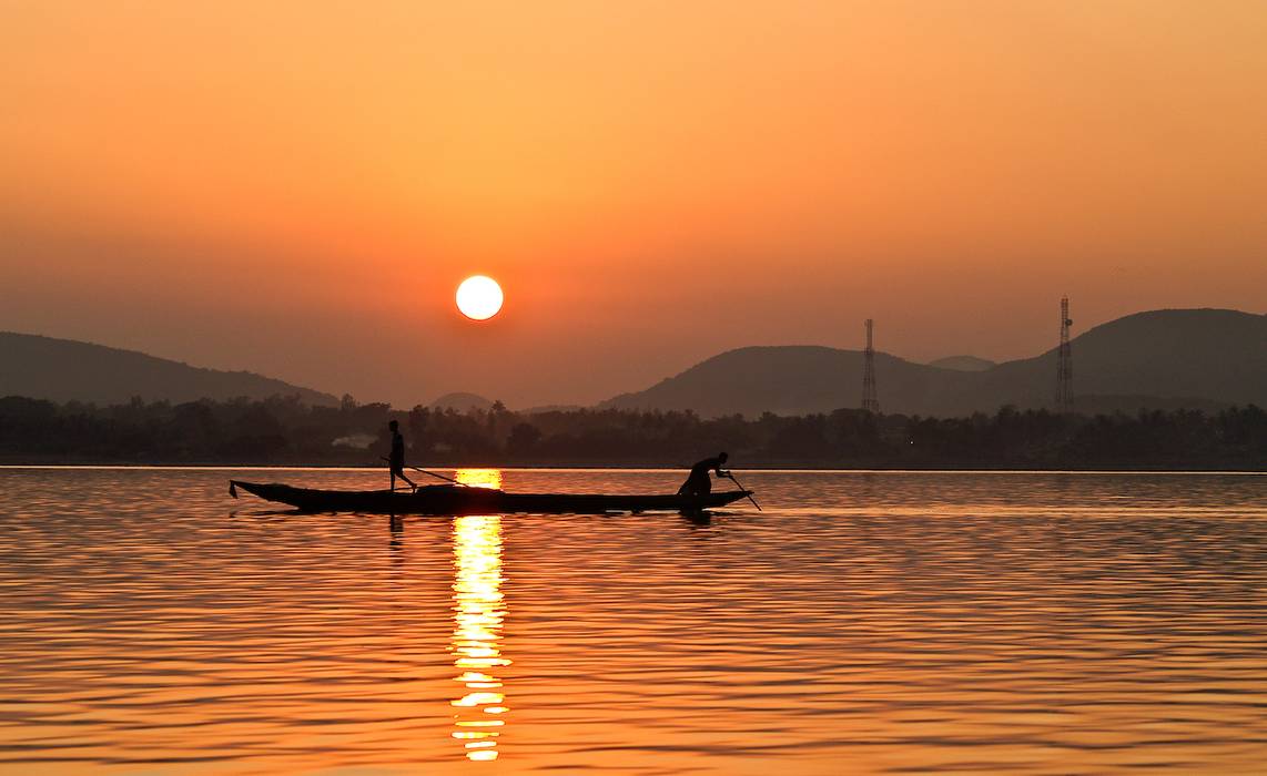 Beautiful Lakes in India - | TheTravelShots