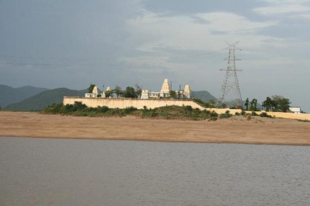 Papikondalu: Andhra Pradesh's Mountain Range - | TheTravelShots