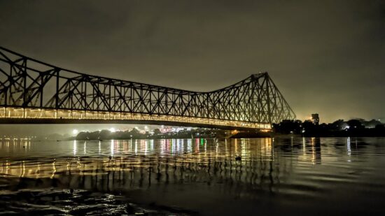 Howrah Bridge - A Marvel of Engineering and Kolkata's Iconic Landmark ...