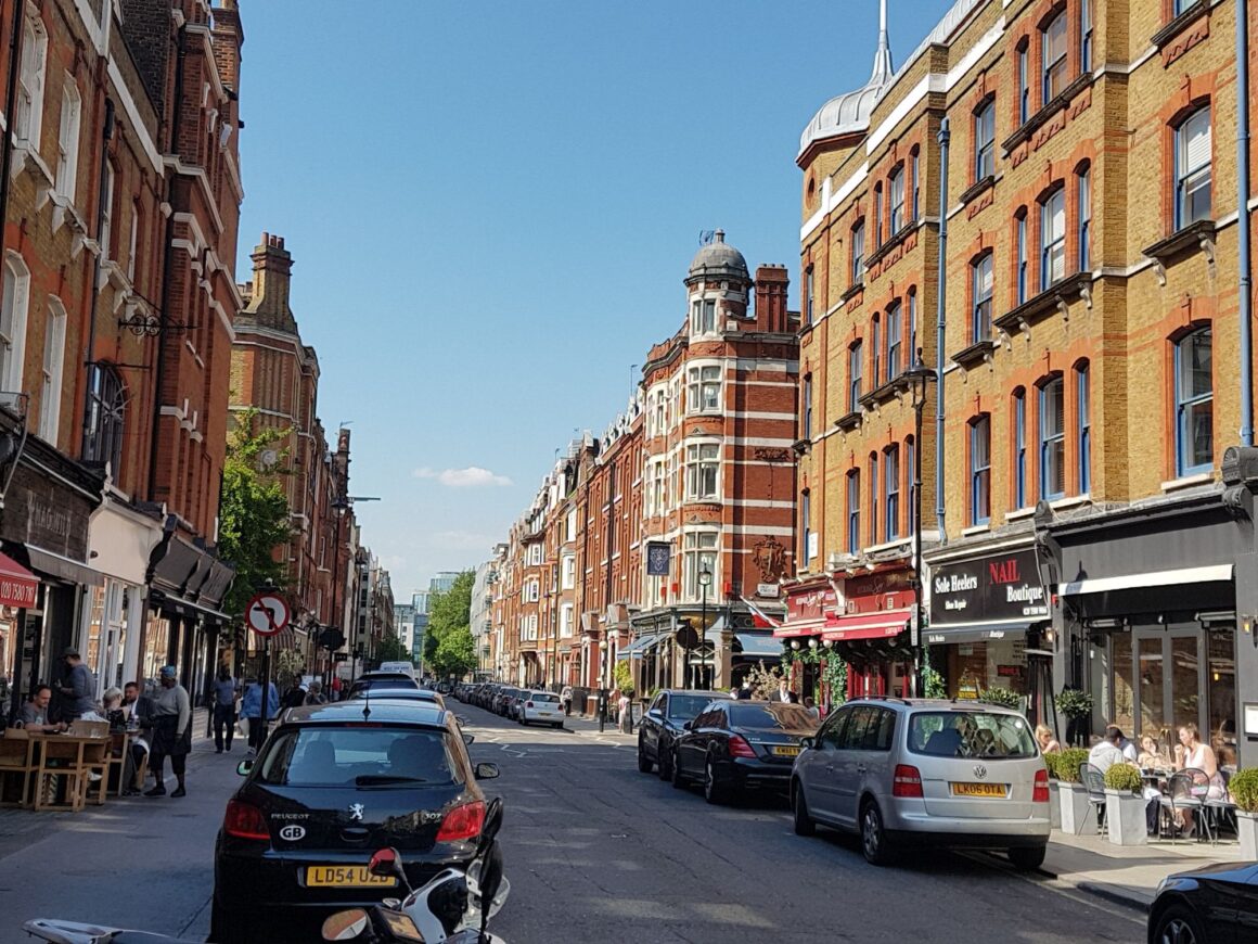 Discovering the Best Things To Do in London's Fitzrovia Neighborhood ...