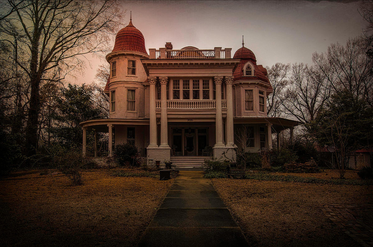 Haunted Arkansas: Exploring the Ghosts of the Natural State ...