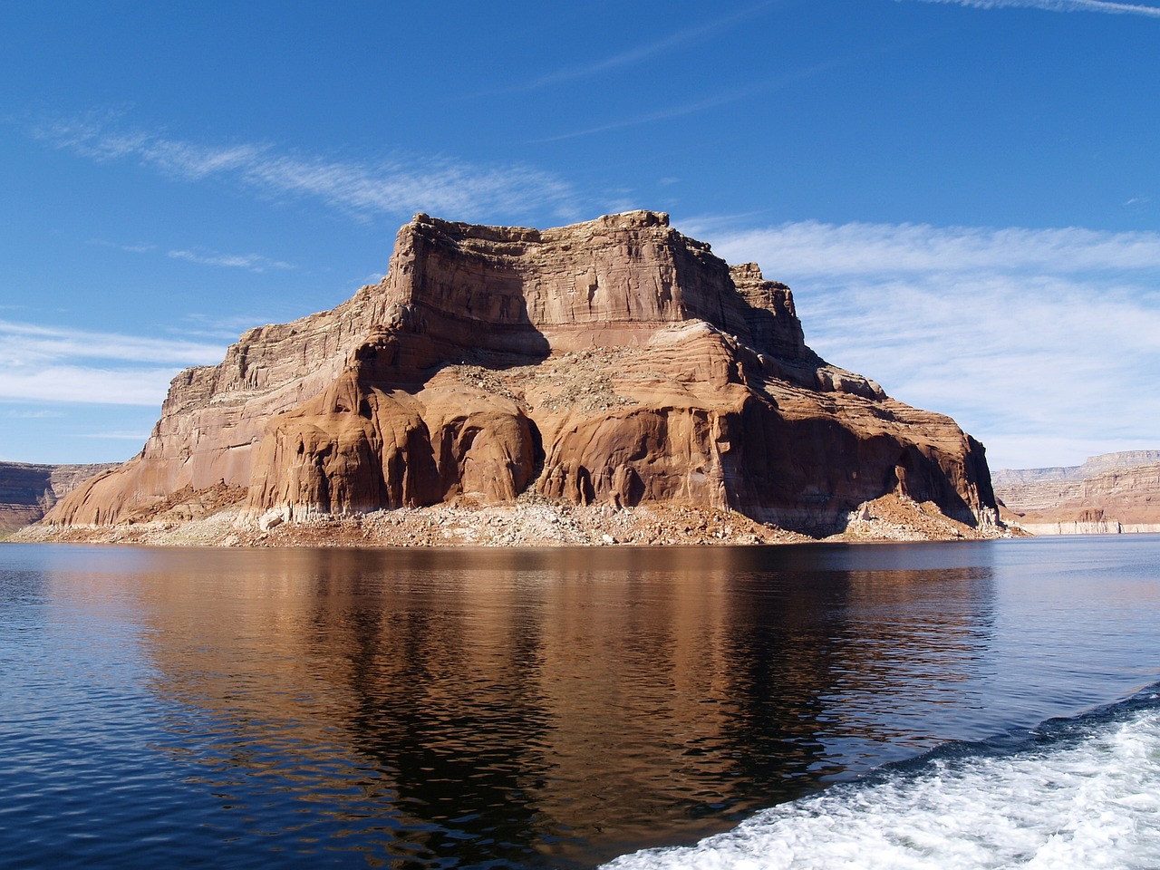Discovering the Top 15 Lakes in Arizona - | TheTravelShots