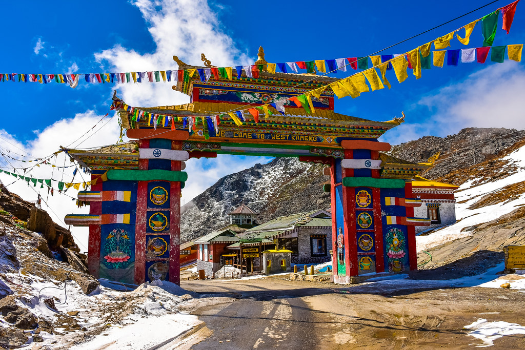 Guide to Sela Pass: The Enchanting Himalayan Beauty - | TheTravelShots