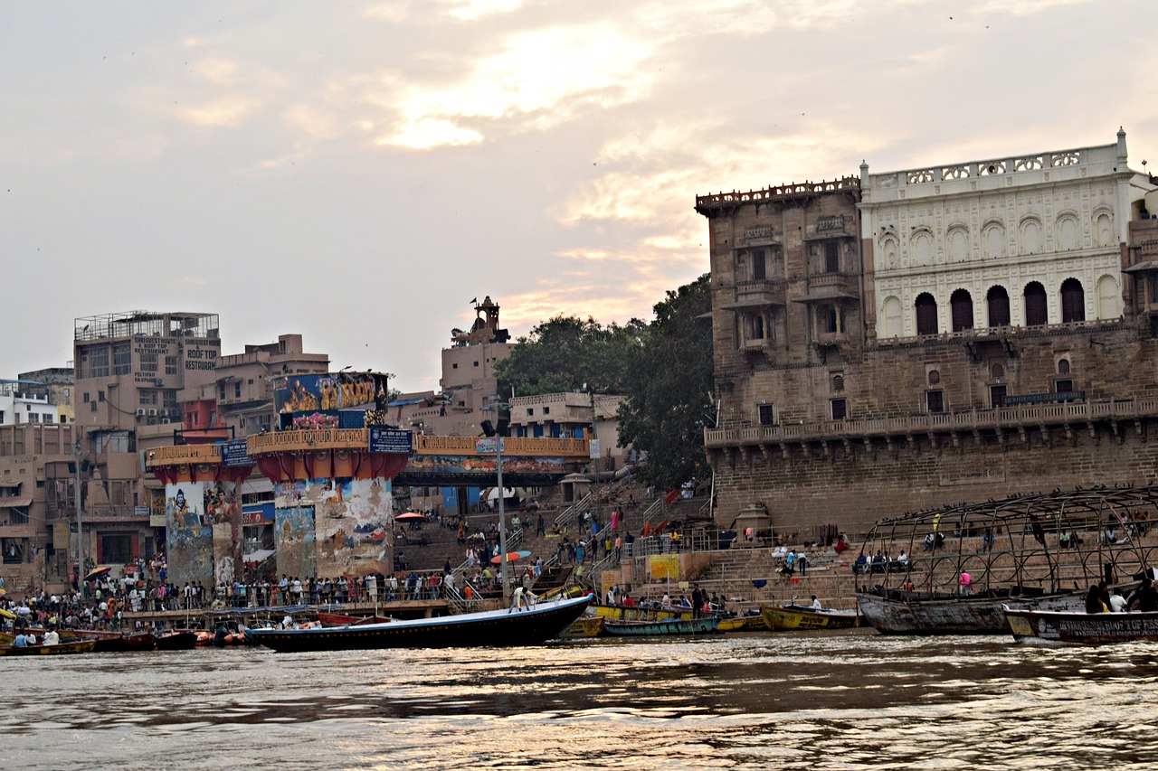 Keshi Ghat: Unraveling its Spiritual Essence - | TheTravelShots